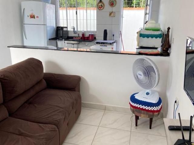 CASA COM PISCINA A VENDA NA PRAIA EM ITANHAÉM/SP