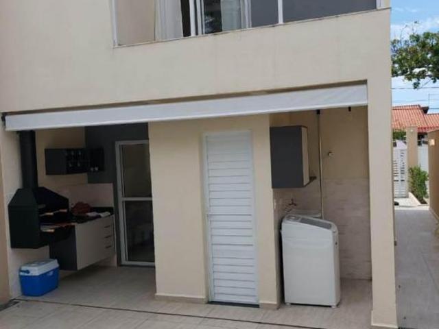 CASA COM PISCINA A VENDA NA PRAIA EM ITANHAÉM/SP