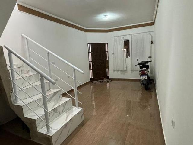 CASA COM PISCINA A VENDA NA PRAIA EM ITANHAÉM/SP