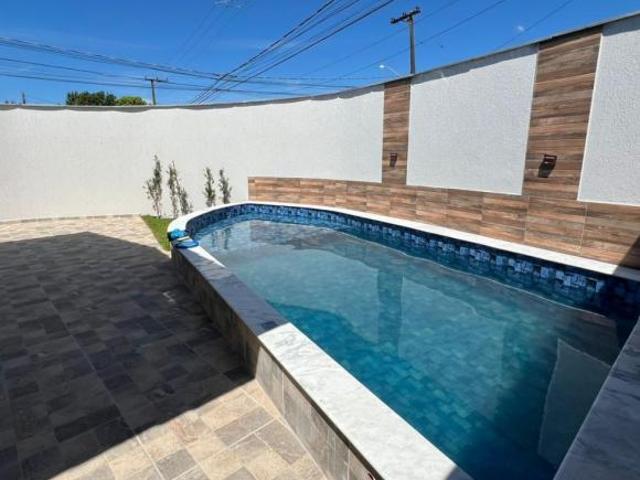 CASA COM PISCINA A VENDA NA PRAIA EM ITANHAÉM/SP