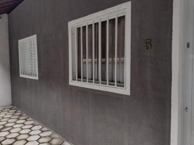 CASA COM PISCINA A VENDA NA PRAIA EM ITANHA/SP