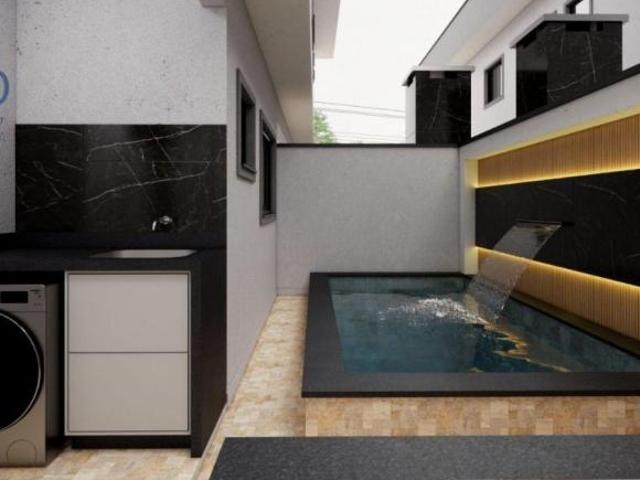 CASA COM PISCINA A VENDA NA PRAIA EM MONGAGUÁ/SP