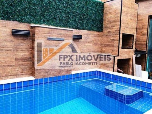 CASA COM PISCINA A VENDA NA PRAIA EM MONGAGUÁ/SP