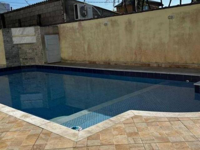 CASA COM PISCINA A VENDA NA PRAIA EM PERUÍBE/SP