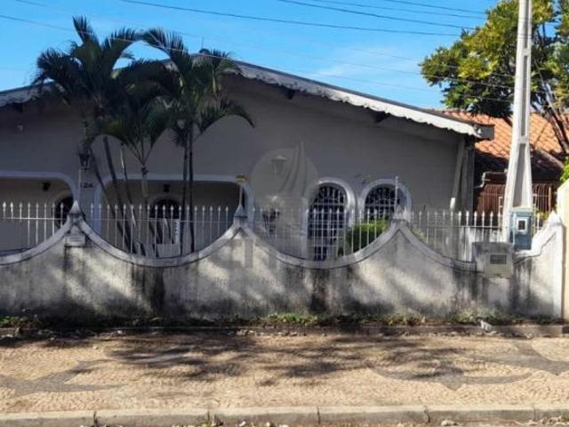 Casa com piscina a venda prox. Nova Campinas, em Campinas/SP