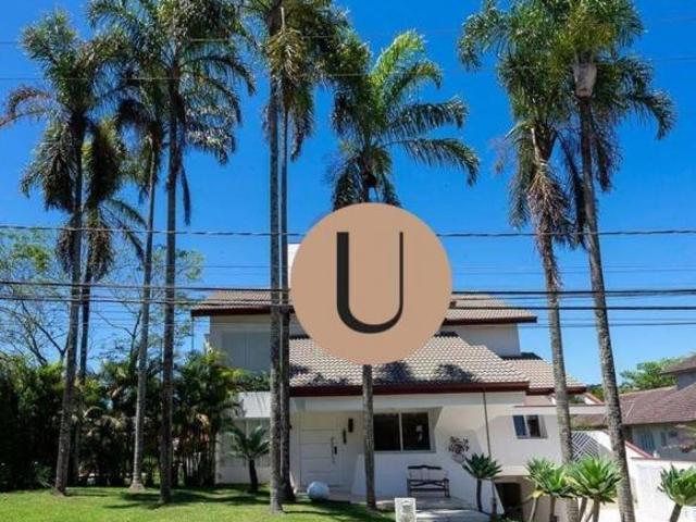 Casa com Piscina Aldeia da Serra!