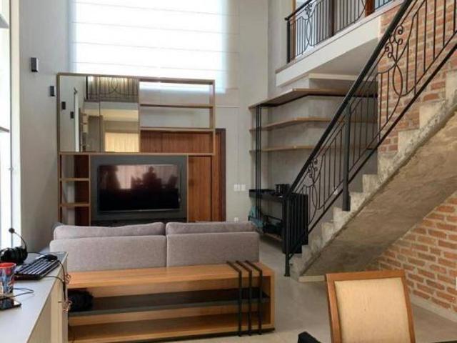 Casa com Piscina, Área Gourmet e 4 Dormitórios