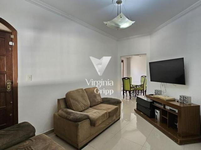 Casa com piscina bairro Espírito Santo Betim MG