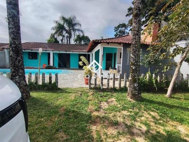 Casa com piscina balneário Grajau