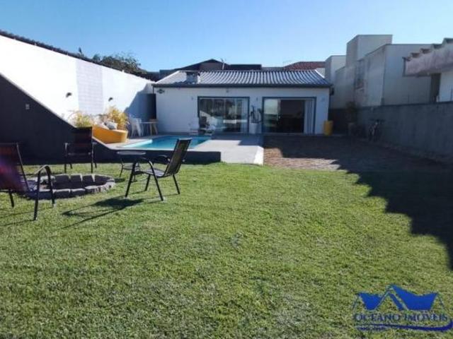 CASA COM PISCINA BALNEÁRIO NEREIDAS, 50 METROS DA PRAIA