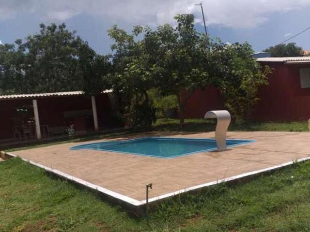 Casa com piscina,Curralinho