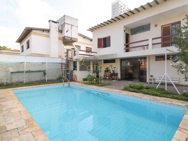 CASA COM PISCINA, CHURRASQUEIRA E LINDO JARDIM NO MORUMBI
