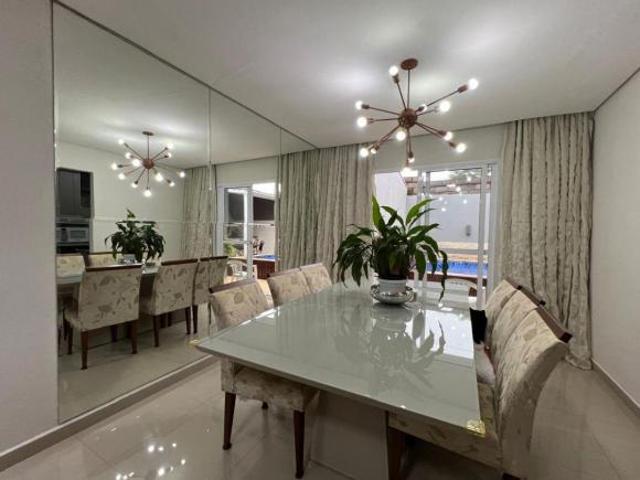 Casa com piscina Condomínio Belvedere em São José do Rio Preto/SP
