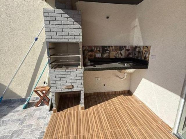 Casa com piscina e 3 quartos em Itanhaém R$ 600.000,00