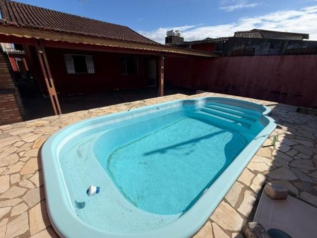 Casa com piscina e 02 dormitórios para Venda, Itanhaém / SP