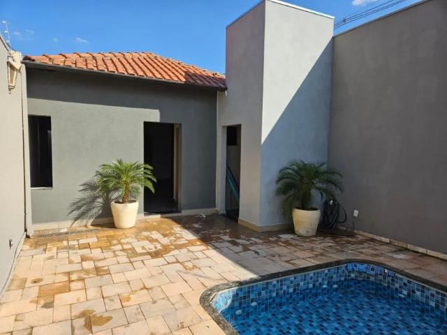 Casa com Piscina e 2 Quartos à Venda no Jardim Carolina – Bauru/SP