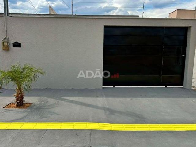 Casa com Piscina e Área Gourmet à Venda no Bairro Independência – Localização Premium Casa de Rua co
