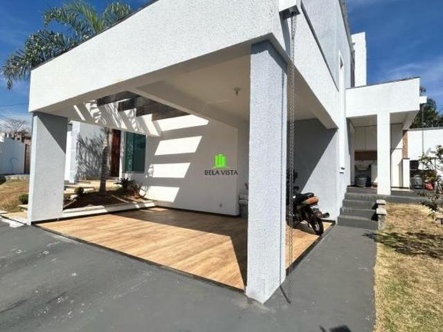 Casa com Piscina e Área Gourmet Conforto e Excelente Localização