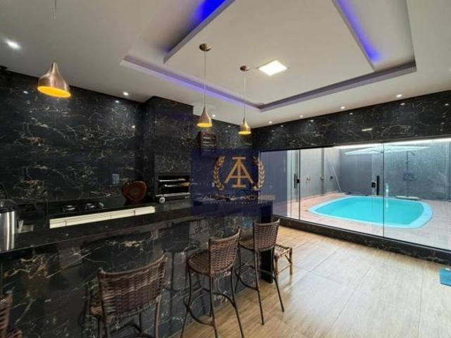 CASA COM PISCINA E SUÍTE OPORTUNIDADE