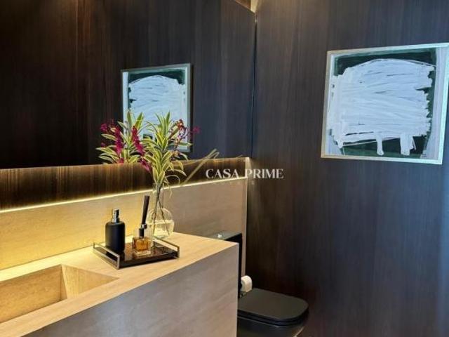 Casa com piscina e suíte master no Condomínio Fazenda da Grama