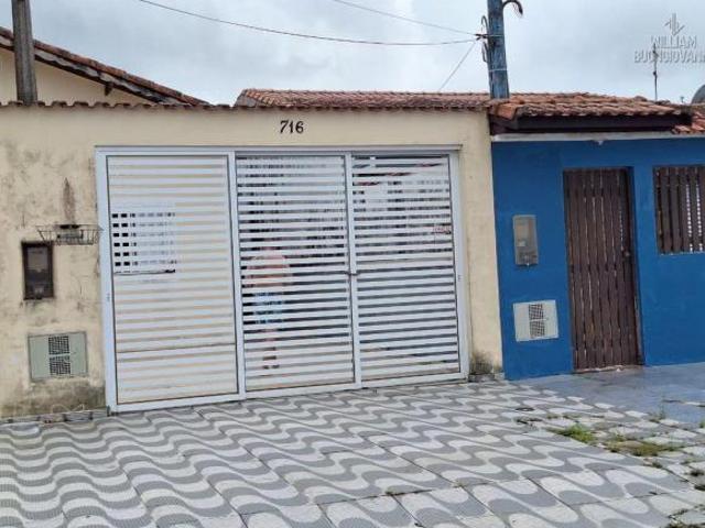 CASA COM PISCINA EM MONGAGUÁ E 2 QUARTOS A VENDA !