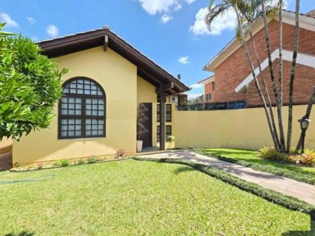 Casa com Piscina em Novo Hamburgo Ideal Venda