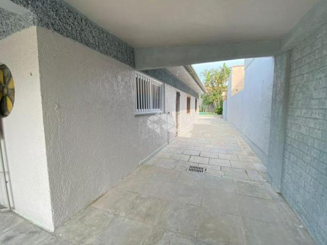 Casa com Piscina em Nova Tramandaí