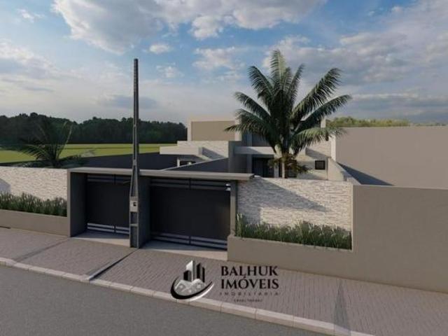 Casa com piscina em Caravelas Matinhos