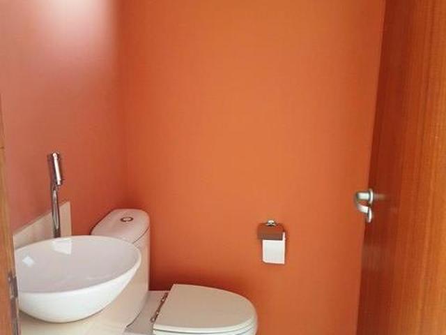 Casa com piscina em Caraguatatuba SP