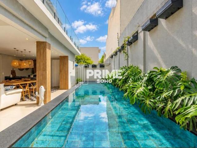CASA À VENDA COM PISCINA EM CONDOMÍNIO EM SANTA FELICIDADE – MOBILIADA