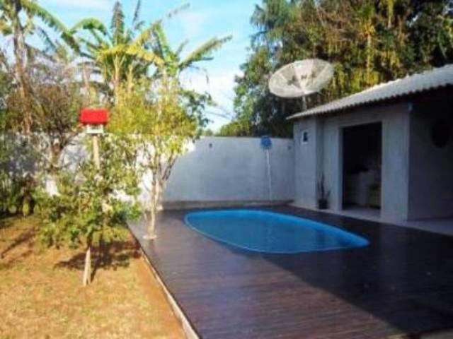 CASA COM PISCINA EM ESTALEIRINHO BALNEÁRIO CAMBORIÚ