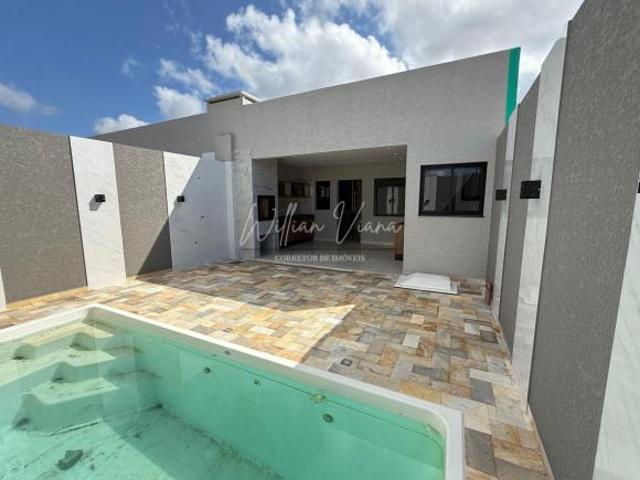 Casa com piscina em Guaratuba