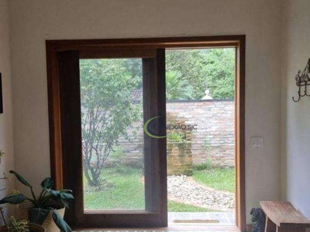 Casa com piscina em São Francisco Xavier
