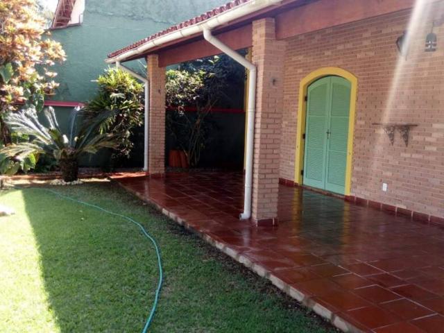 Casa com piscina em Ubatuba