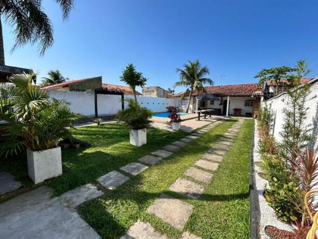 Casa com piscina lote inteiro em Itanhaém para financiamento