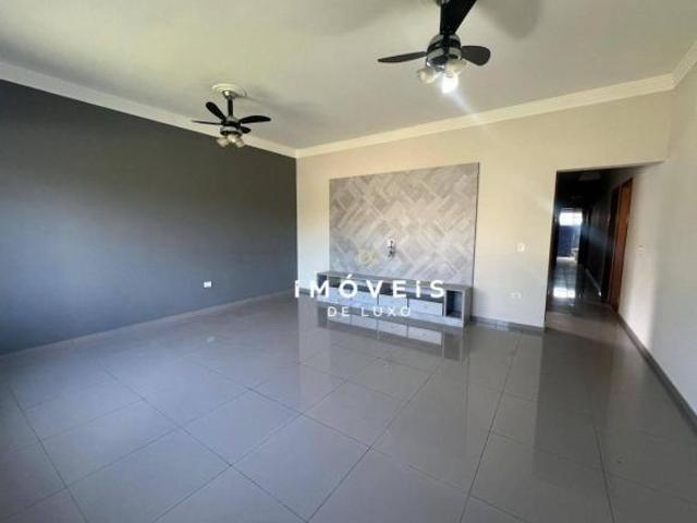 Casa com piscina para locação no Condomínio Mirantes dos Ipês, Salto/Sp