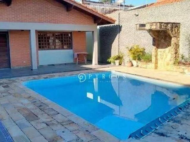 Casa com Piscina para Locação/Venda – Jardim Siesta, Jacareí/SP