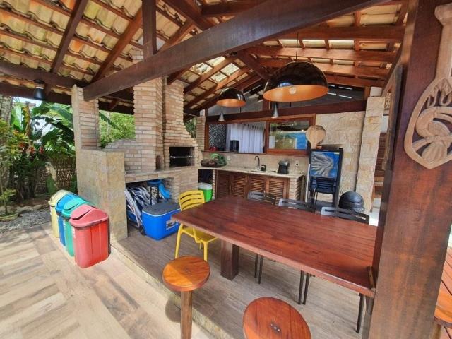 Casa com piscina para temporada em Itamambuca, Ubatuba Roz