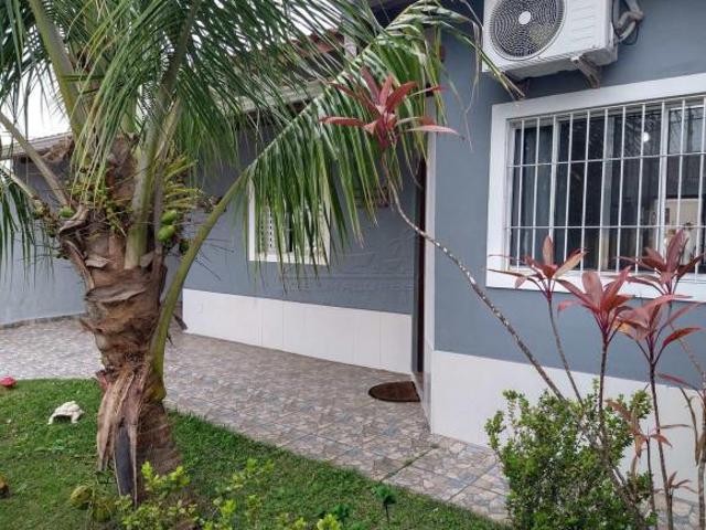 Casa com Piscina Pertinho da Praia R$ 449 mil, Cod: 982