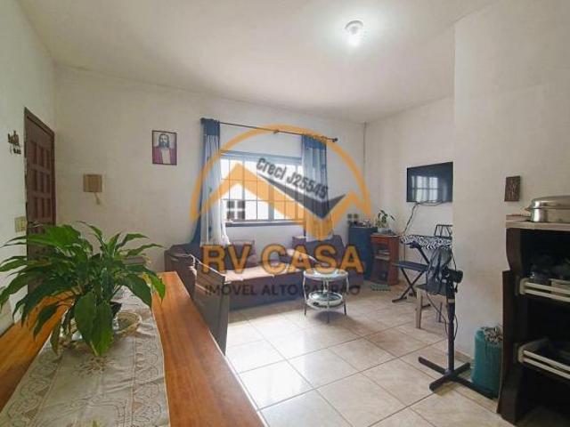Casa com piscina perto da praia em Itanhaém SP à venda