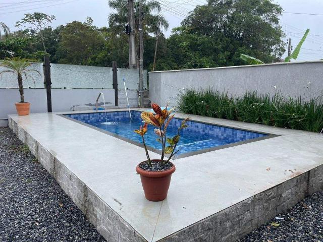 Casa com Piscina Privativa, Para 10 Pessoas, Com Churrasqueira, 3 Vagas em Bombinhas/SC