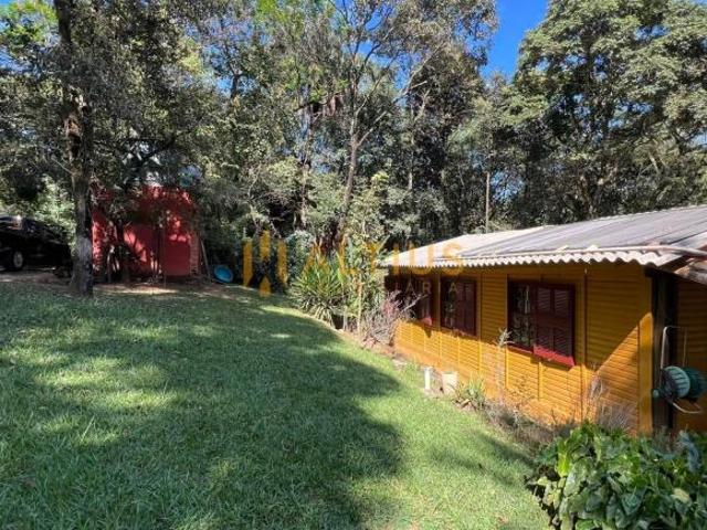Casa com Piscina R$795.000,00. 3 qts Cond. Aldeia