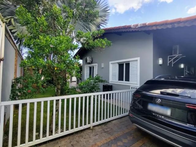 Casa com piscina à venda de 3 dormitórios no Caiçara Praia Grande SP