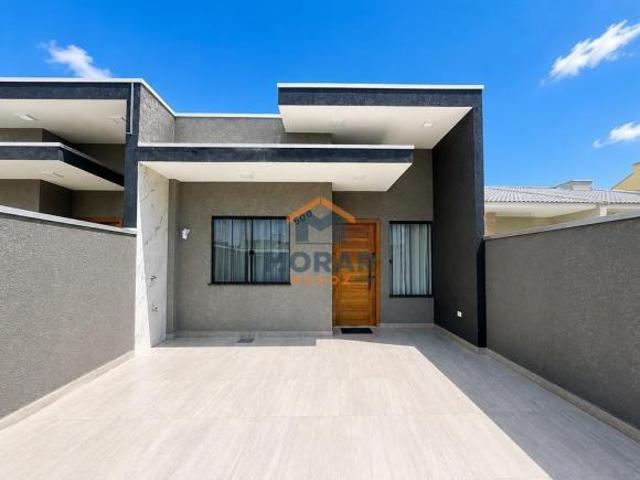 Casa com piscina 03 Dormitórios em Santa Terezinha