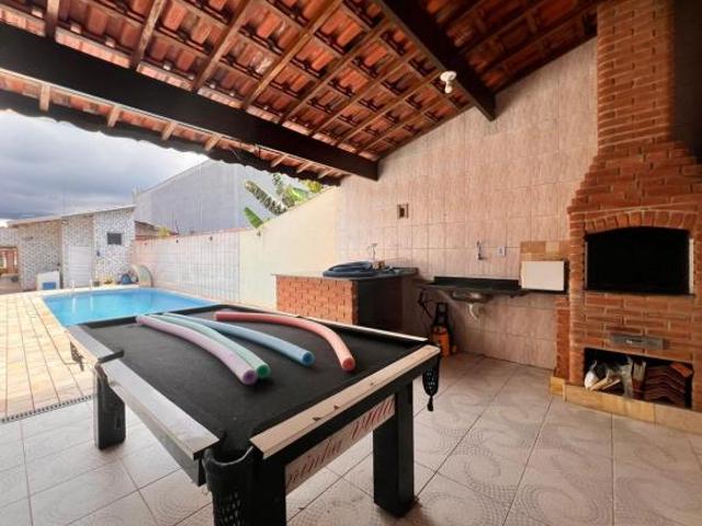 Casa com piscina