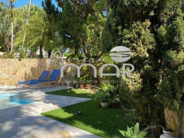 Casa com piscina, 256 m², 4 dormitórios, Riviera de São Lourenço