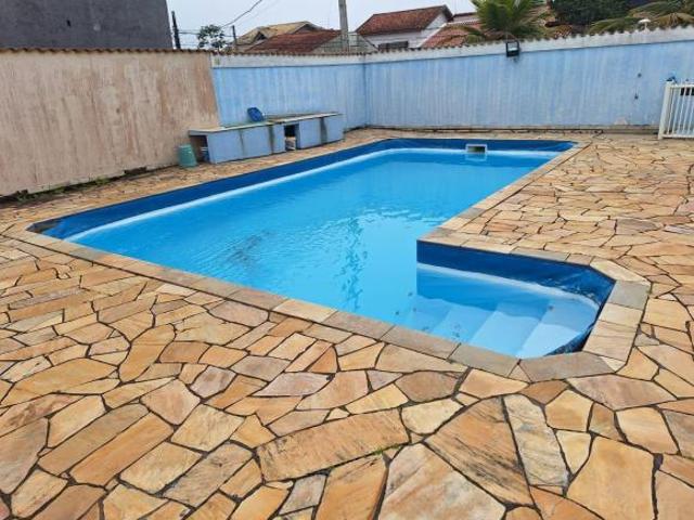 Casa com Piscina, 2 dormitórios, 1 suíte em Estancia São José, Peruíbe SP