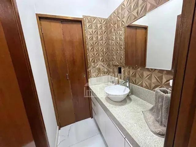 Casa com Piscina 3 dormitórios Residencial Valencia