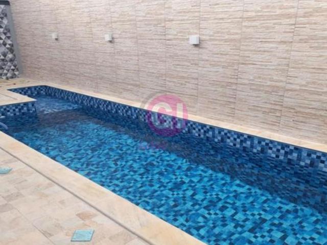 CASA COM PISCINA 3 QUARTOS TECOARA TAUBATÉ