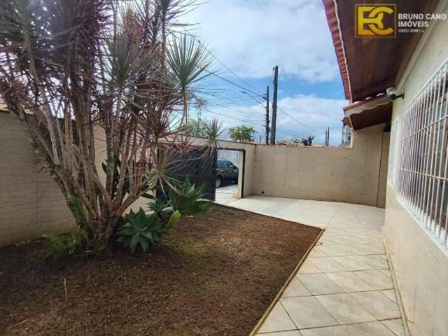 Casa com piscina 400m da praia á venda Tres Marias Peruíbe/SP
